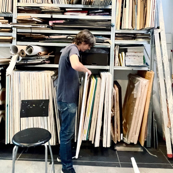 VICTOR BARRIO – ZONA INCONTROLABLE